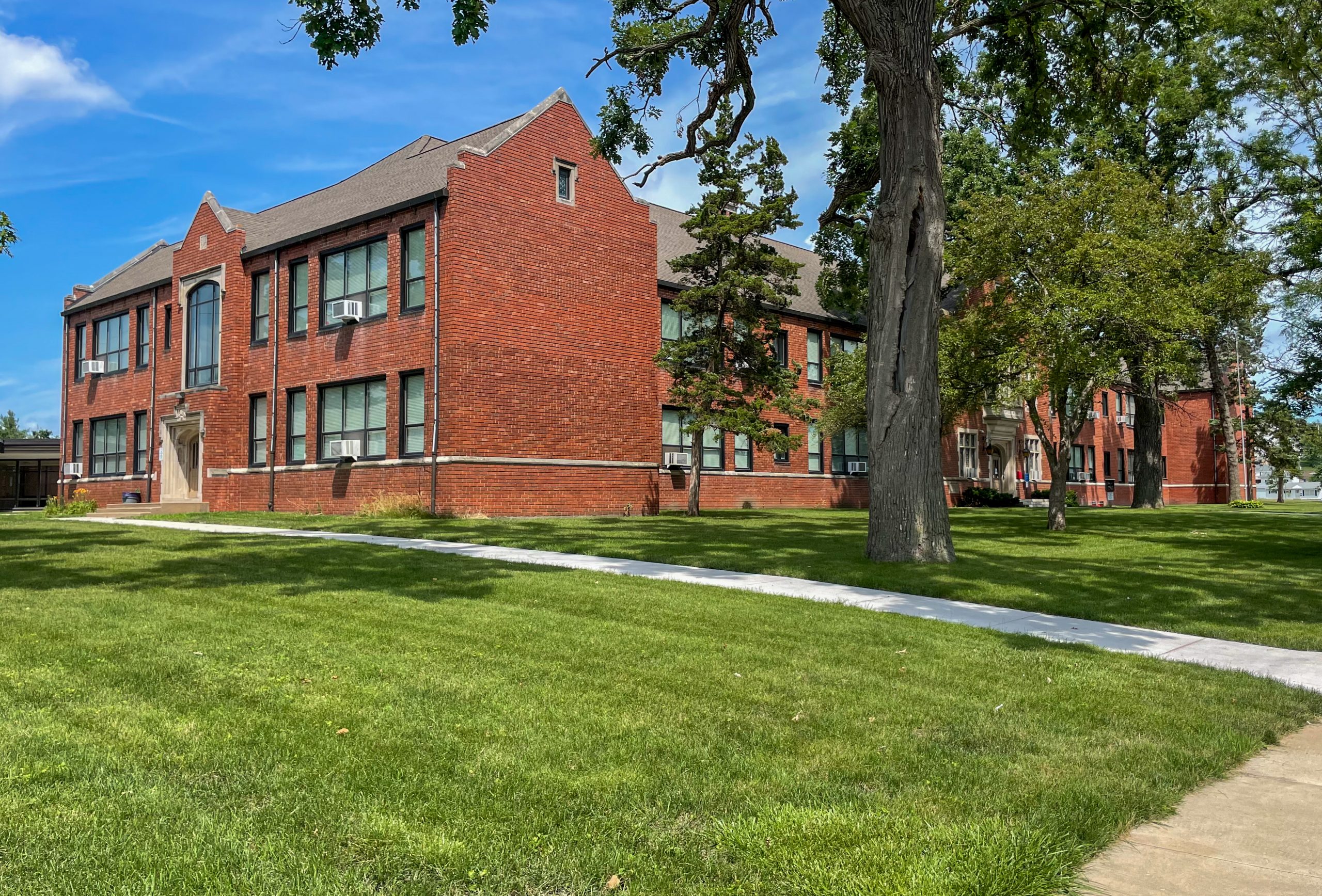 Board Votes to Renovate Harrison Elementary School - Cedar Rapids ...