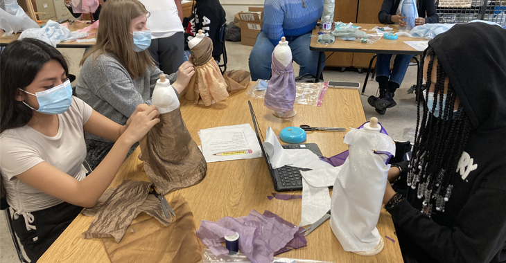 Washington High School students make a fashion statement - Cedar Rapids ...