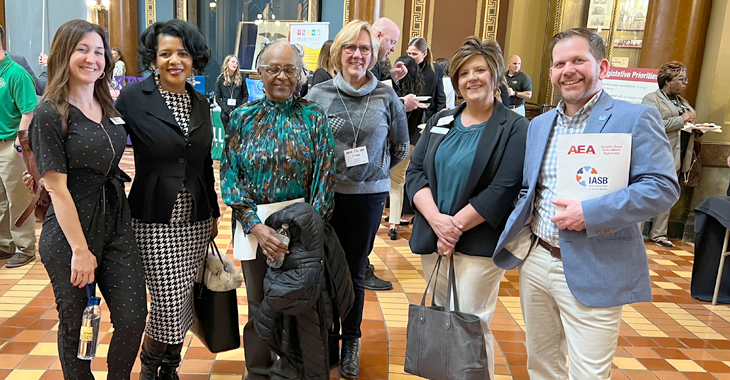 Board of Education Mobilizing for Our Students - Cedar Rapids CSDCedar ...