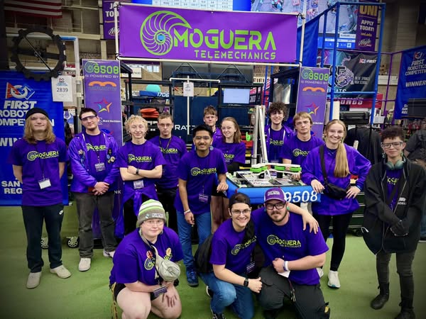 Metro Robotics Competes in FRC Iowa Regional Competition - Metro High ...