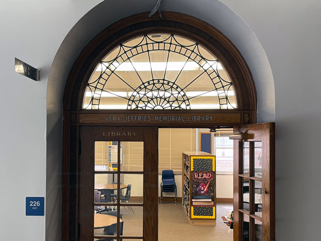 Library - Wilson Middle School %Wilson Middle School